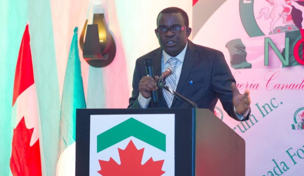 Biography - Fred Olayele